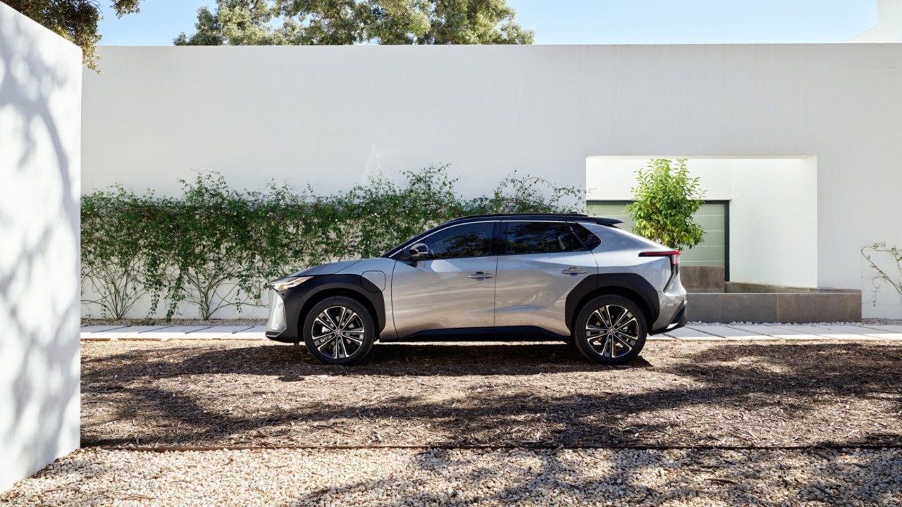 Análisis del Toyota bZ4X 100% eléctrico