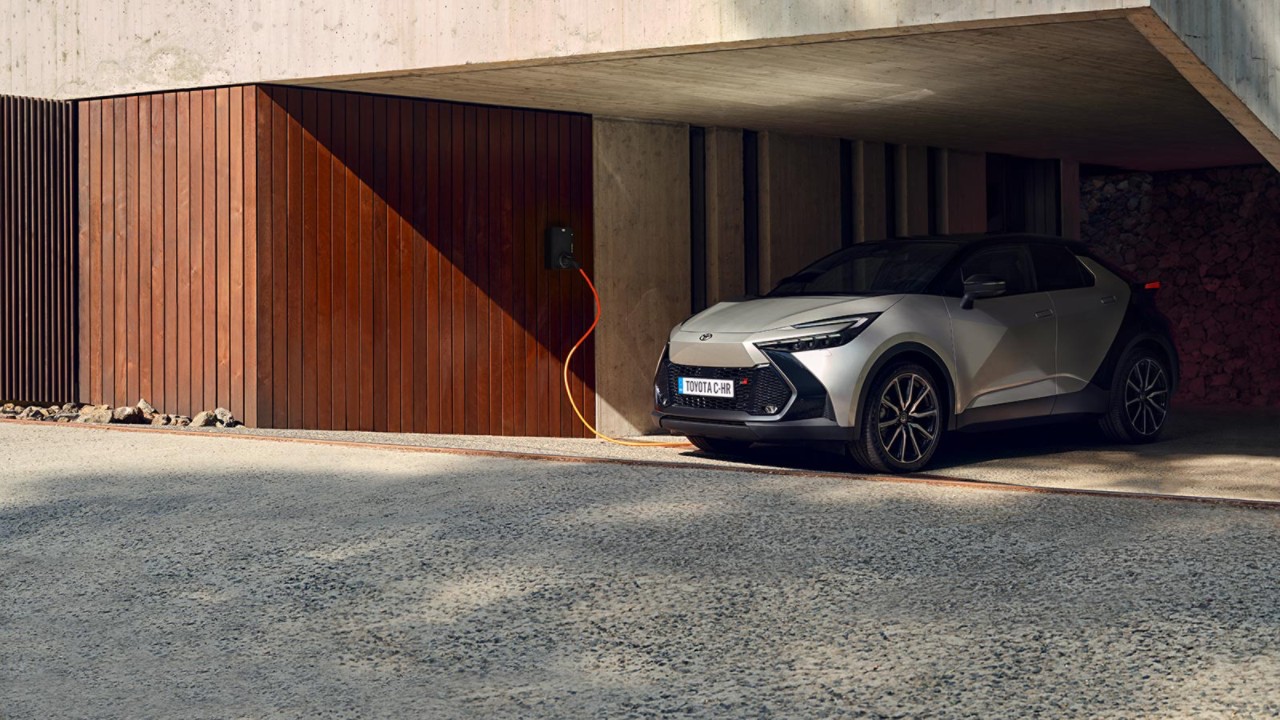 Toyota C-HR híbrido enchufable: potencia y eficiencia