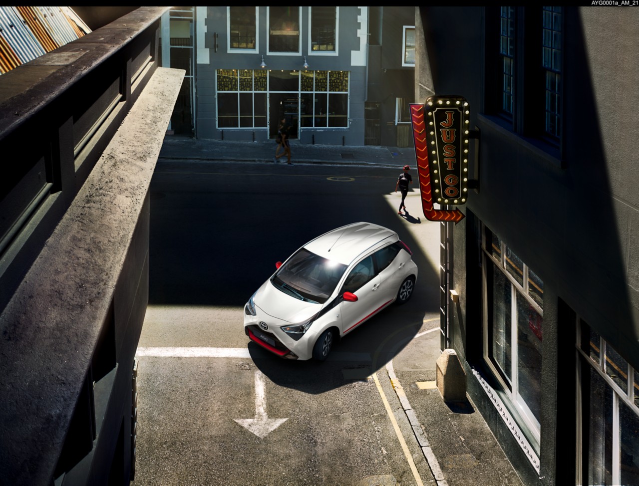 Manuales oficiales por modelo | Toyota España